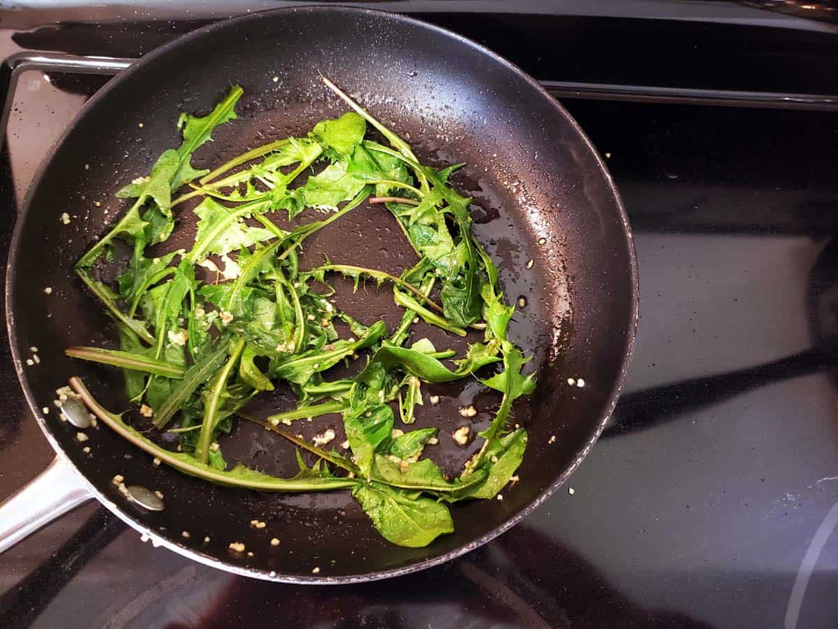 Cooking with Dandelions: How to Forage + 2 Ways to Improve the Taste ...